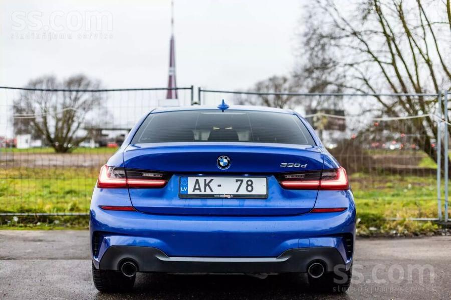Blue BMW 330 2019 in Riga, with an engine capacity of 3.00 L and mileage of 195 thousand km for 23999 €, photo 21 on AUTOMOTO.COM.LV