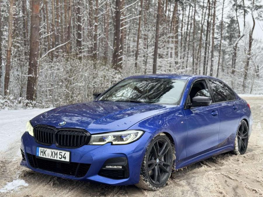 Blue BMW 330 2019 in Ukmerge, with an engine capacity of 2.99 L and mileage of 160 thousand km for 25500 €, photo 3 on AUTOMOTO.COM.LV