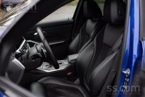 Blue BMW 330 2019 in Riga, with an engine capacity of 3.00 L and mileage of 195 thousand km for 23999 €, photo 27 on AUTOMOTO.COM.LV