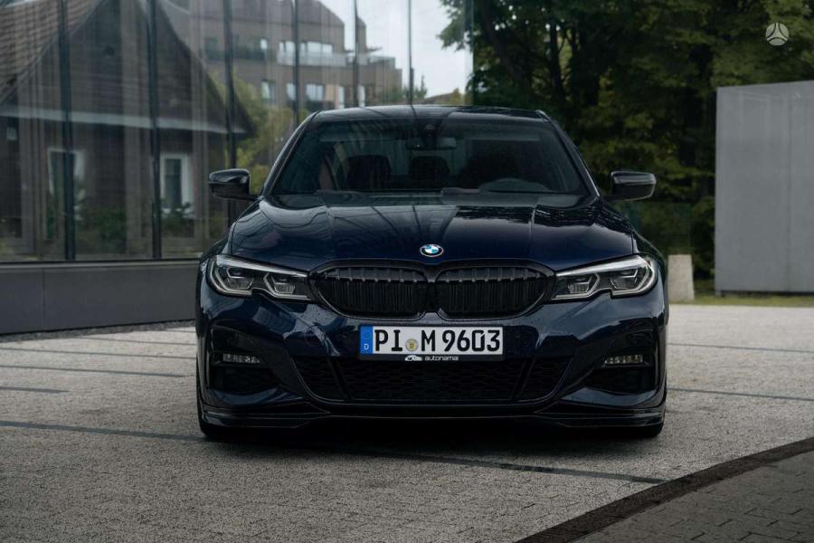 Blue BMW 330 2020 in Vilnius, with an engine capacity of 2.00 L and mileage of 50 thousand km for 27000 €, photo 6 on AUTOMOTO.COM.LV