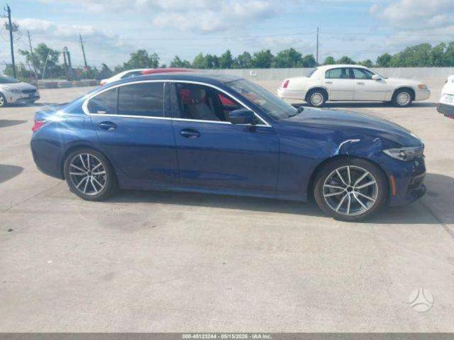 Blue BMW 330 2020 in Klaipeda, with an engine capacity of 2.00 L and mileage of 120 thousand km for 15900 €, photo 14 on AUTOMOTO.COM.LV