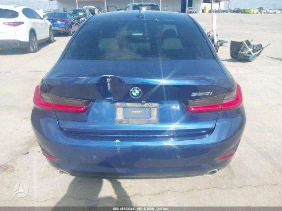 Blue BMW 330 2020 in Klaipeda, with an engine capacity of 2.00 L and mileage of 120 thousand km for 15900 €, photo 17 on AUTOMOTO.COM.LV
