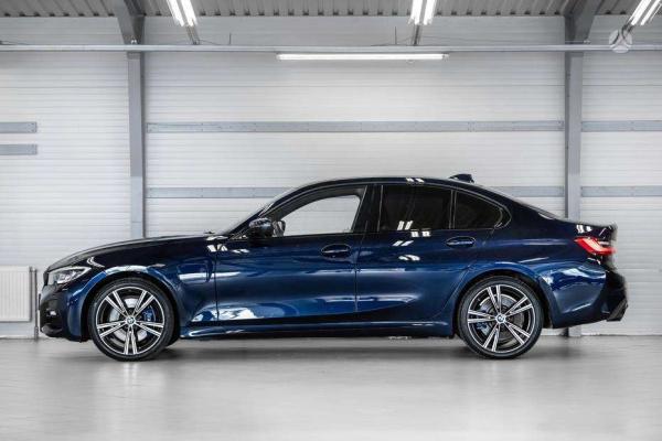 Blue BMW 330 2020 in Tukums, with an engine capacity of 2.00 L and mileage of 150 thousand km for 25990 €, photo 5 on AUTOMOTO.COM.LV