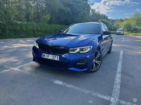 Zils BMW 330 2021 Elektrėnai, ar dzinēja tilpumu 2.00 L un nobraukumu 56 tūkst. km par 24999 €, foto 1 vietnē AUTOMOTO.COM.LV