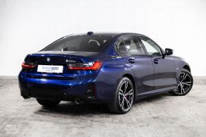 Blue BMW 330 2023 in Vilnius, with an engine capacity of 2.00 L and mileage of 31 thousand km for 42991 €, photo 10 on AUTOMOTO.COM.LV