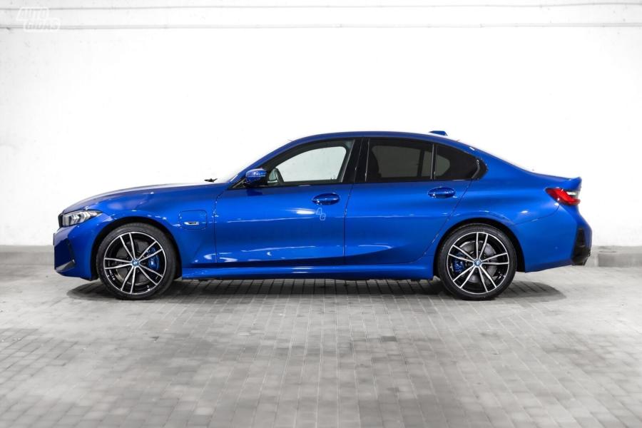 Zils BMW 330 2023 Viļņa, ar dzinēja tilpumu 2.00 L un nobraukumu 72 tūkst. km par 39991 €, foto 5 vietnē AUTOMOTO.COM.LV