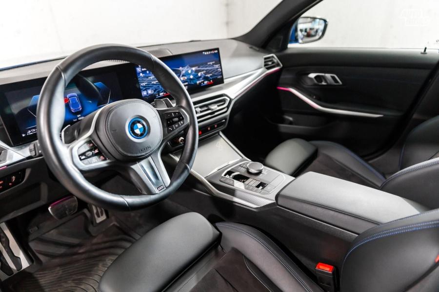 Zils BMW 330 2023 Viļņa, ar dzinēja tilpumu 2.00 L un nobraukumu 72 tūkst. km par 39991 €, foto 12 vietnē AUTOMOTO.COM.LV