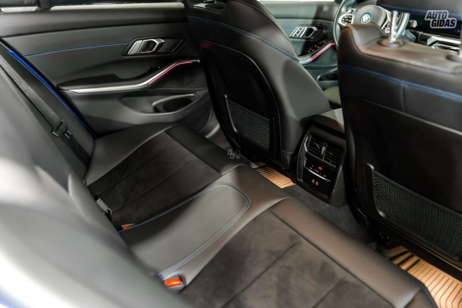 Zils BMW 330 2023 Viļņa, ar dzinēja tilpumu 2.00 L un nobraukumu 72 tūkst. km par 39991 €, foto 25 vietnē AUTOMOTO.COM.LV