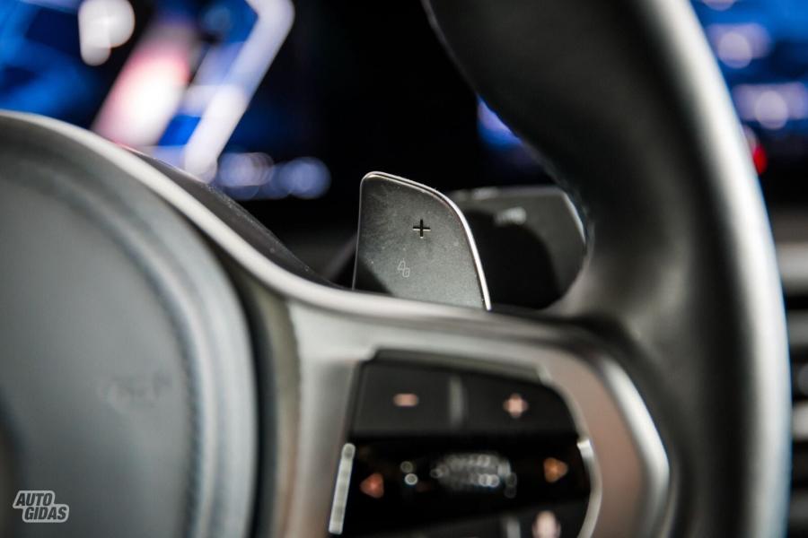 Zils BMW 330 2023 Viļņa, ar dzinēja tilpumu 2.00 L un nobraukumu 72 tūkst. km par 39991 €, foto 28 vietnē AUTOMOTO.COM.LV