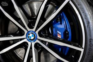 Blue BMW 330 2023 in Vilnius, with an engine capacity of 2.00 L and mileage of 72 thousand km for 38993 €, photo 9 on AUTOMOTO.COM.LV