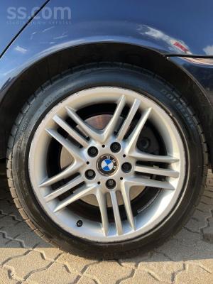 Blue BMW 330 1999 in Riga, with an engine capacity of 3.00 L and mileage of 286 thousand km for 3955 €, photo 7 on AUTOMOTO.COM.LV