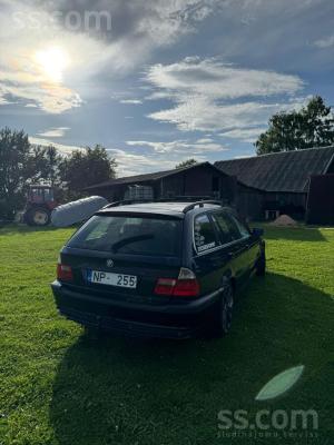 Blue BMW 330 2000 in Preili, with an engine capacity of 3.00 L and mileage of 426 thousand km for 2100 €, photo 5 on AUTOMOTO.COM.LV