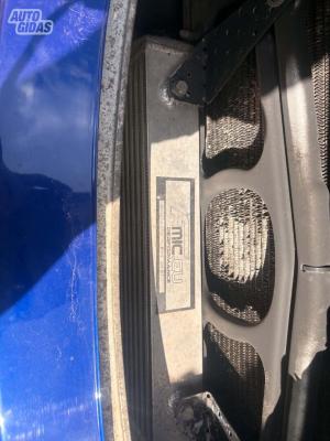 Blue BMW 330 2001 in Panevezys, with an engine capacity of 3.00 L and mileage of 343 thousand km for 4000 €, photo 9 on AUTOMOTO.COM.LV