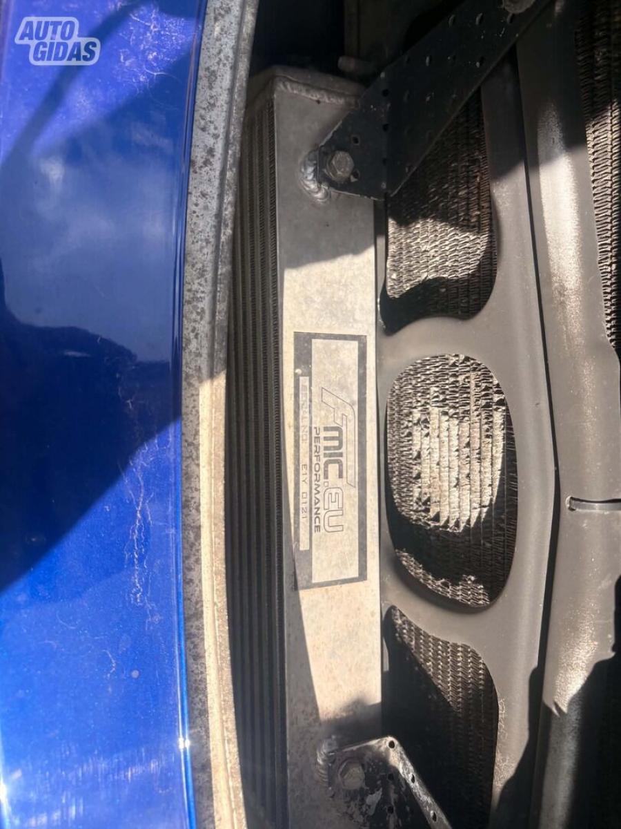 Blue BMW 330 2001 in Panevezys, with an engine capacity of 3.00 L and mileage of 343 thousand km for 4000 €, photo 9 on AUTOMOTO.COM.LV