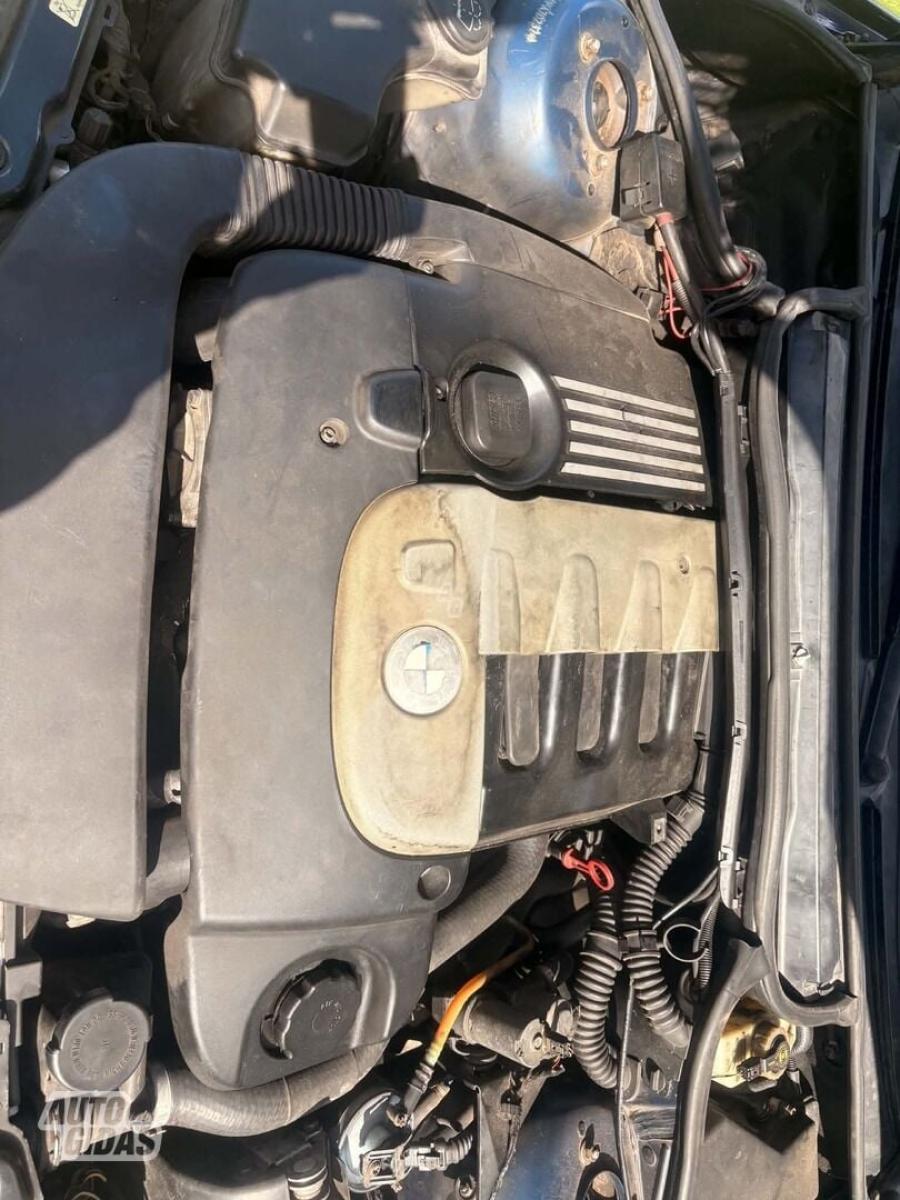 Blue BMW 330 2001 in Panevezys, with an engine capacity of 3.00 L and mileage of 343 thousand km for 4000 €, photo 10 on AUTOMOTO.COM.LV
