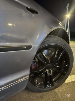 Zils BMW 330 2001 Klaipėda, ar dzinēja tilpumu 2.98 L un nobraukumu 350 tūkst. km par 2600 €, foto 14 vietnē AUTOMOTO.COM.LV