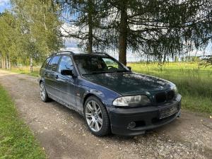 Синий БМВ 330 2001 в Рига, объемом двигателя 3.00 л и пробегом 410 тыс. км за 1600 €, фото  на AUTOMOTO.COM.LV
