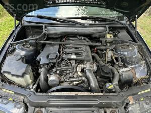 Blue BMW 330 2001 in Riga, with an engine capacity of 3.00 L and mileage of 410 thousand km for 1600 €, photo 8 on AUTOMOTO.COM.LV