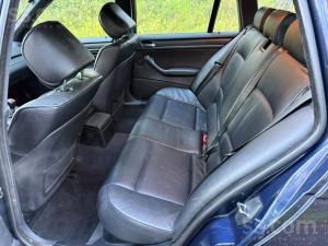 Zils BMW 330 2001 Rīga, ar dzinēja tilpumu 3.00 L un nobraukumu 328 tūkst. km par 3500 €, foto 7 vietnē AUTOMOTO.COM.LV