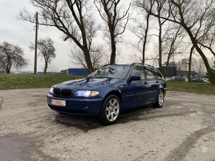 Blue BMW 330 2002 in Marijampole, with an engine capacity of 0.00 L and mileage of 301 thousand km for 4200 €, photo 1 on AUTOMOTO.COM.LV