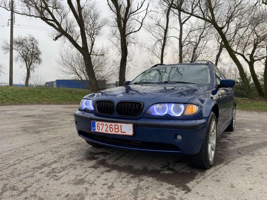 Blue BMW 330 2002 in Marijampole, with an engine capacity of 0.00 L and mileage of 301 thousand km for 4200 €, photo 12 on AUTOMOTO.COM.LV