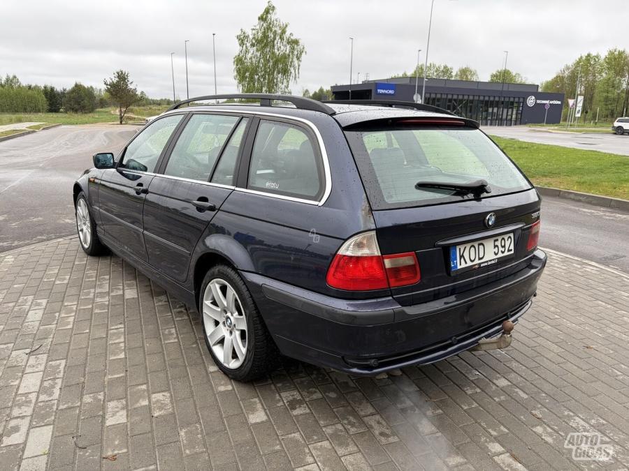 Blue BMW 330 2002 in Vilnius, with an engine capacity of 3.00 L and mileage of 382 thousand km for 1470 €, photo 4 on AUTOMOTO.COM.LV