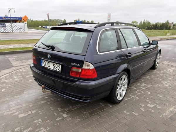 Blue BMW 330 2002 in Vilnius, with an engine capacity of 3.00 L and mileage of 382 thousand km for 1470 €, photo 4 on AUTOMOTO.COM.LV