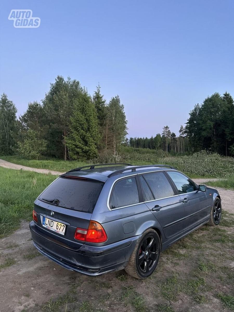 Blue BMW 330 2002 in Vilnius, with an engine capacity of 3.00 L and mileage of 369 thousand km for 1750 €, photo 6 on AUTOMOTO.COM.LV