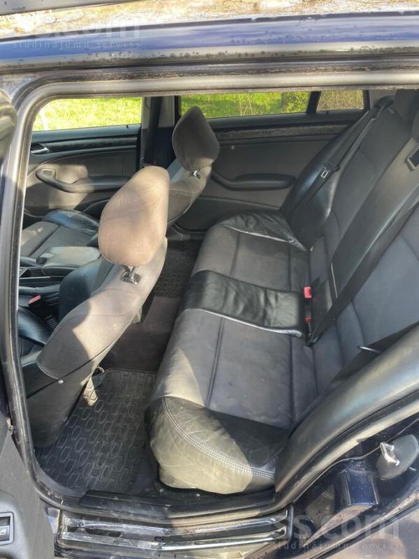 Zils BMW 330 2002 Rēzekne, ar dzinēja tilpumu 3.00 L un nobraukumu 366 tūkst. km par 1250 €, foto 4 vietnē AUTOMOTO.COM.LV