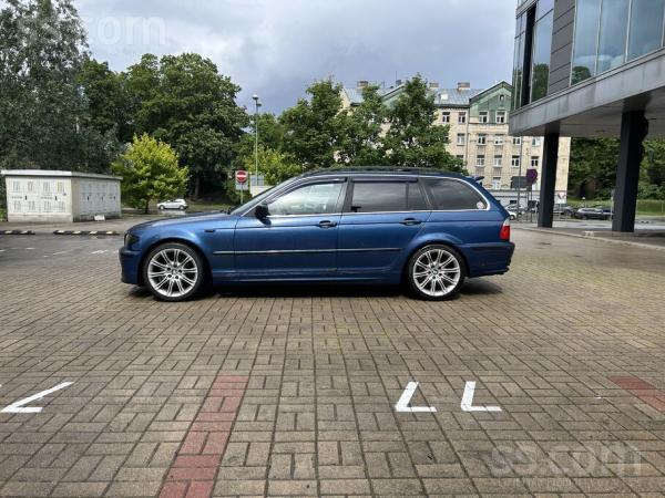Blue BMW 330 2002 in Riga, with an engine capacity of 3.00 L and mileage of 324 thousand km for 2600 €, photo 3 on AUTOMOTO.COM.LV