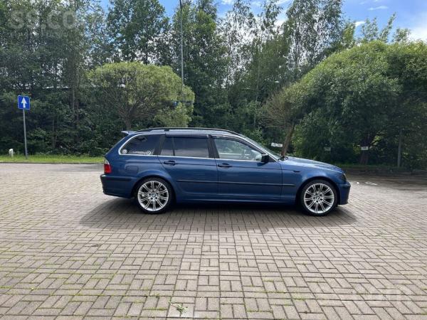Blue BMW 330 2002 in Riga, with an engine capacity of 3.00 L and mileage of 324 thousand km for 2600 €, photo 4 on AUTOMOTO.COM.LV