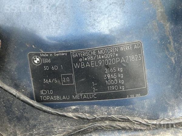 Blue BMW 330 2002 in Riga, with an engine capacity of 3.00 L and mileage of 324 thousand km for 2600 €, photo 10 on AUTOMOTO.COM.LV