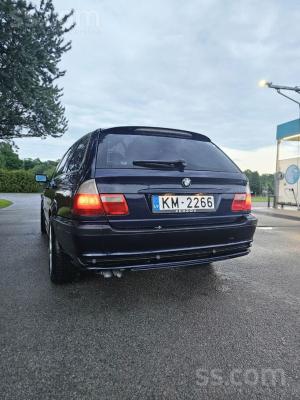 Zils BMW 330 2003 Bauska, ar dzinēja tilpumu 3.00 L un nobraukumu 352 tūkst. km par 2150 €, foto 5 vietnē AUTOMOTO.COM.LV