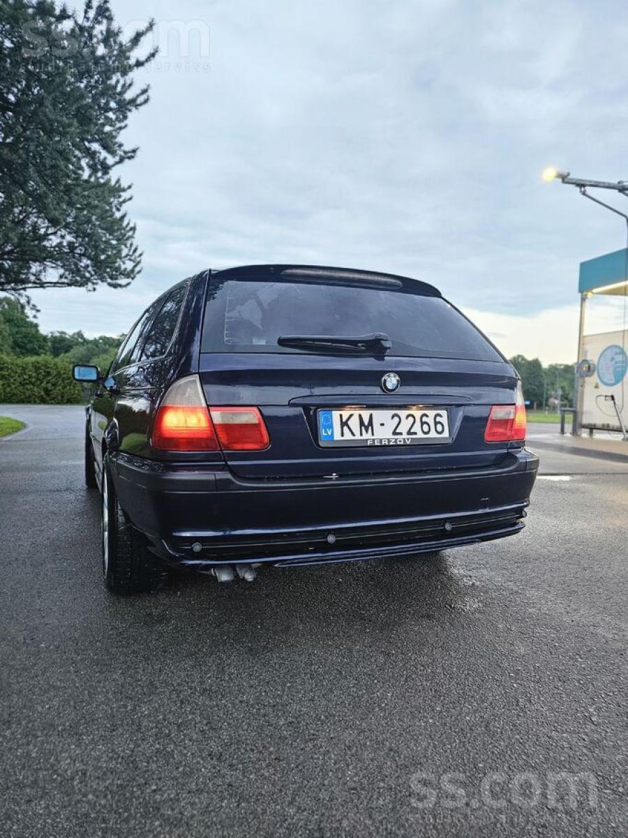 Zils BMW 330 2003 Bauska, ar dzinēja tilpumu 3.00 L un nobraukumu 352 tūkst. km par 2150 €, foto 5 vietnē AUTOMOTO.COM.LV