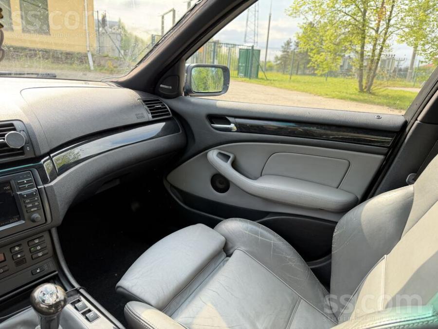 Blue BMW 330 2004 in Aluksne, with an engine capacity of 3.00 L and mileage of 450 thousand km for 2499 €, photo 13 on AUTOMOTO.COM.LV