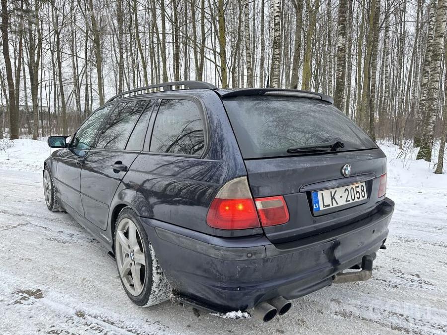 Blue BMW 330 2004 in Riga, with an engine capacity of 3.00 L and mileage of 0 thousand km for 2400 €, photo 4 on AUTOMOTO.COM.LV