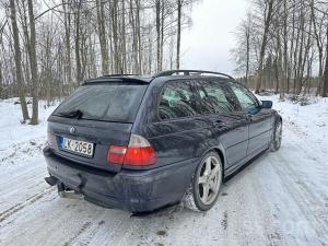 Blue BMW 330 2004 in Riga, with an engine capacity of 3.00 L and mileage of 0 thousand km for 2400 €, photo 6 on AUTOMOTO.COM.LV