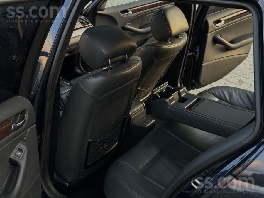 Zils BMW 330 2004 Rīga, ar dzinēja tilpumu 3.00 L un nobraukumu 375 tūkst. km par 3100 €, foto 12 vietnē AUTOMOTO.COM.LV