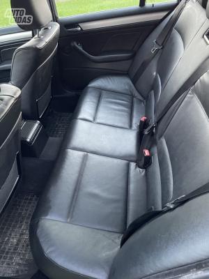 Blue BMW 330 2004 in Jonava, with an engine capacity of 3.00 L and mileage of 365 thousand km for 2300 €, photo 15 on AUTOMOTO.COM.LV