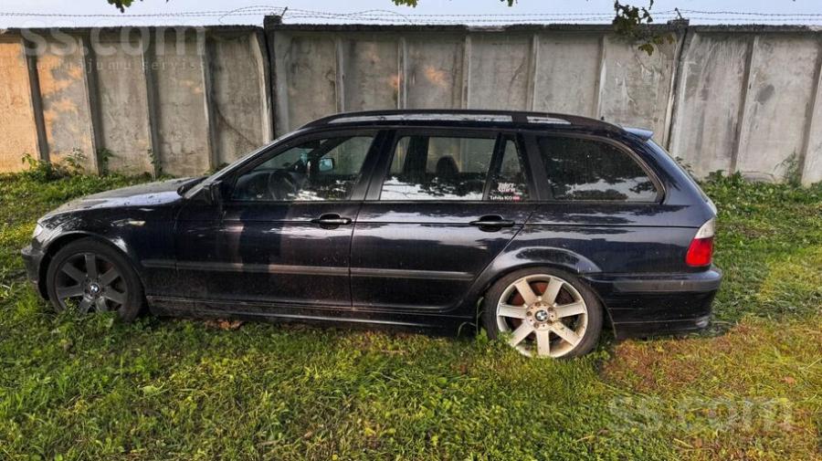 Blue BMW 330 2005 in Riga, with an engine capacity of 3.00 L and mileage of 346 thousand km for 800 €, photo 7 on AUTOMOTO.COM.LV