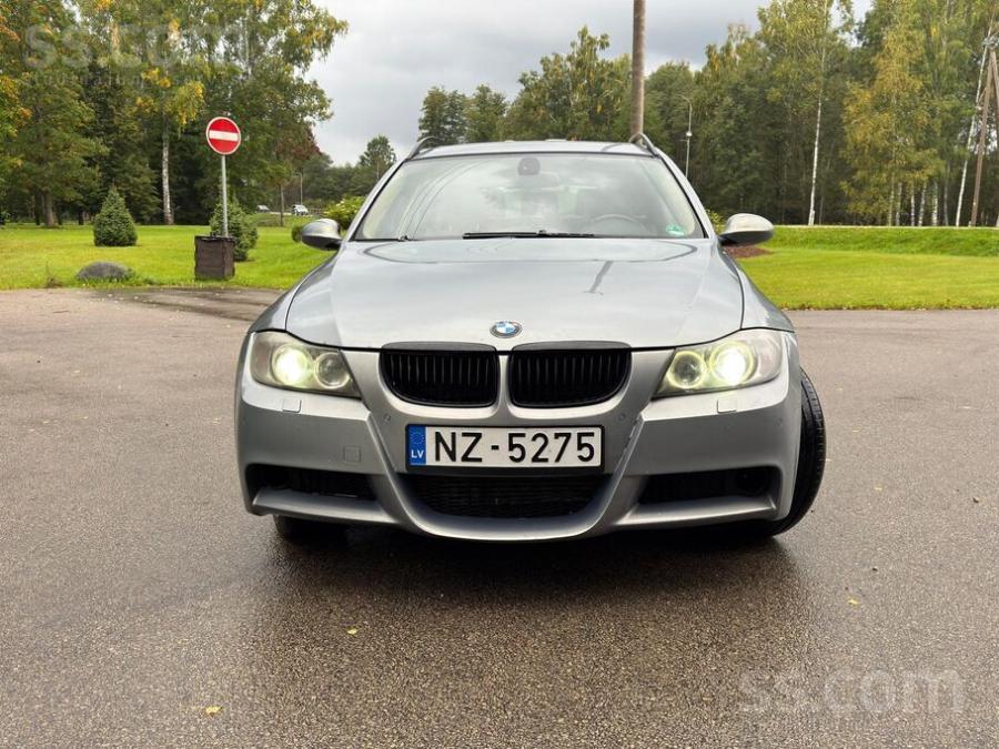 Blue BMW 330 2005 in Riga, with an engine capacity of 3.00 L and mileage of 397 thousand km for 3500 €, photo 1 on AUTOMOTO.COM.LV