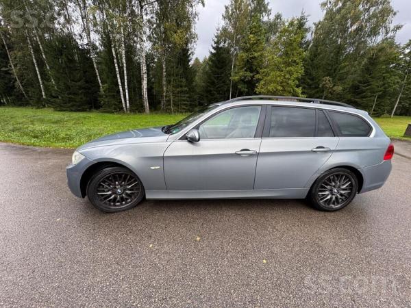 Синий БМВ 330 2005 в Рига, объемом двигателя 3.00 л и пробегом 397 тыс. км за 3500 €, фото 4 на AUTOMOTO.COM.LV