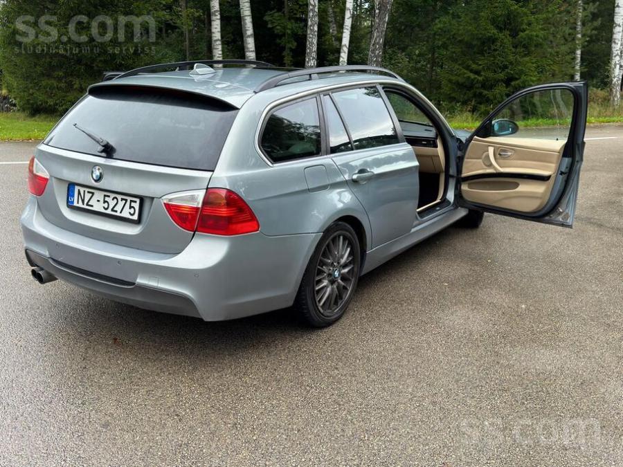 Blue BMW 330 2005 in Riga, with an engine capacity of 3.00 L and mileage of 397 thousand km for 3500 €, photo 5 on AUTOMOTO.COM.LV