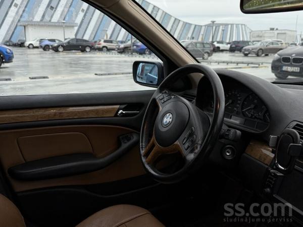 Синий БМВ 330 2005 в Рига, объемом двигателя 3.00 л и пробегом 345 тыс. км за 4150 €, фото 10 на AUTOMOTO.COM.LV