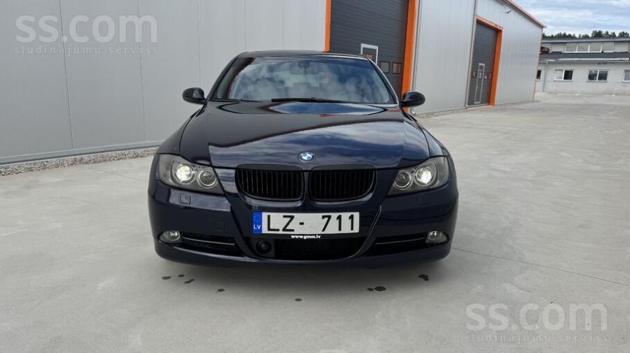Zils BMW 330 2006 Rīga, ar dzinēja tilpumu 3.00 L un nobraukumu 331 tūkst. km par 4250 €, foto 1 vietnē AUTOMOTO.COM.LV