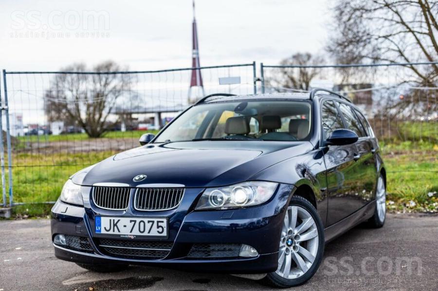 Blue BMW 330 2006 in Riga, with an engine capacity of 3.00 L and mileage of 244 thousand km for 4490 €, photo 1 on AUTOMOTO.COM.LV