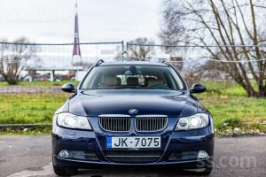 Blue BMW 330 2006 in Riga, with an engine capacity of 3.00 L and mileage of 244 thousand km for 4490 €, photo 3 on AUTOMOTO.COM.LV