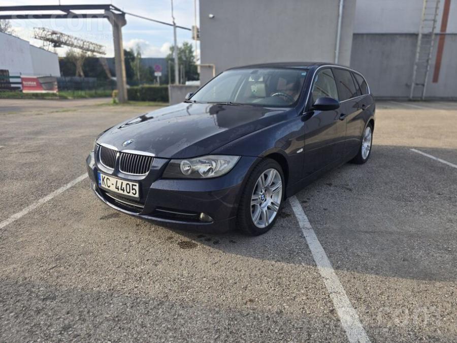 Zils BMW 330 2006 Rīga, ar dzinēja tilpumu 3.00 L un nobraukumu 327 tūkst. km par 3700 €, foto 3 vietnē AUTOMOTO.COM.LV