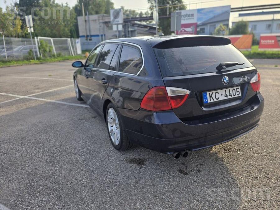 Zils BMW 330 2006 Rīga, ar dzinēja tilpumu 3.00 L un nobraukumu 327 tūkst. km par 3700 €, foto 4 vietnē AUTOMOTO.COM.LV
