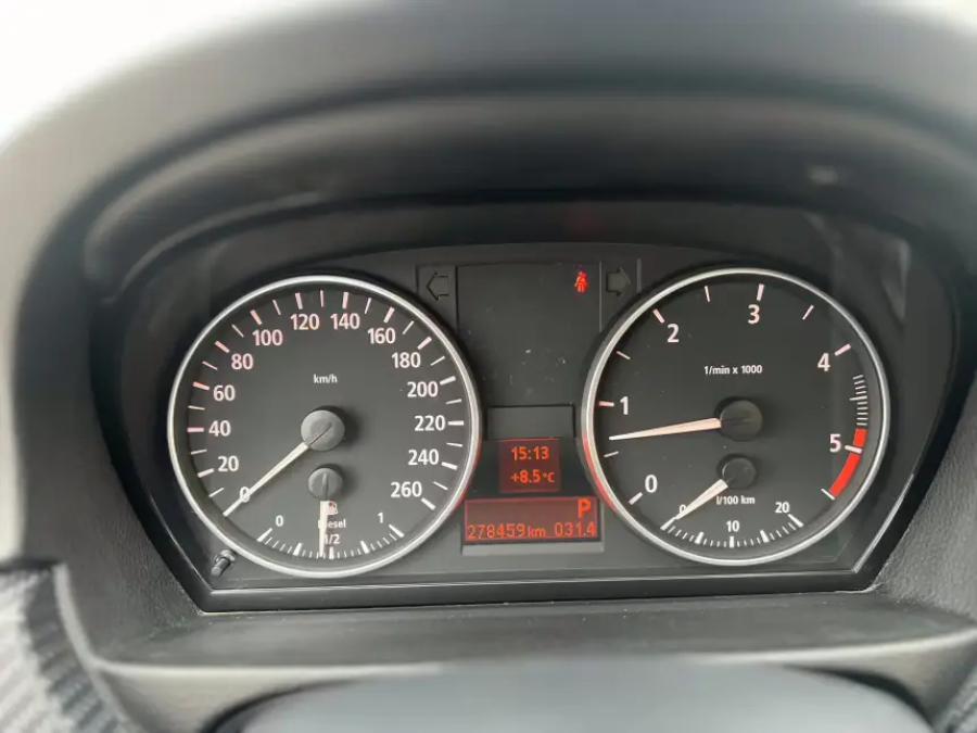 Синий БМВ 330 2006 в Екабпилс, объемом двигателя 3.00 л и пробегом 278 тыс. км за 6390 €, фото 31 на AUTOMOTO.COM.LV